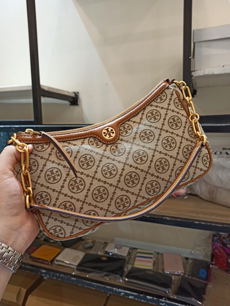 Tory Burch T MONOGRAM JACQUARD STUDIO BAG - SyMonShop - Hàng Hiệu Chính ...